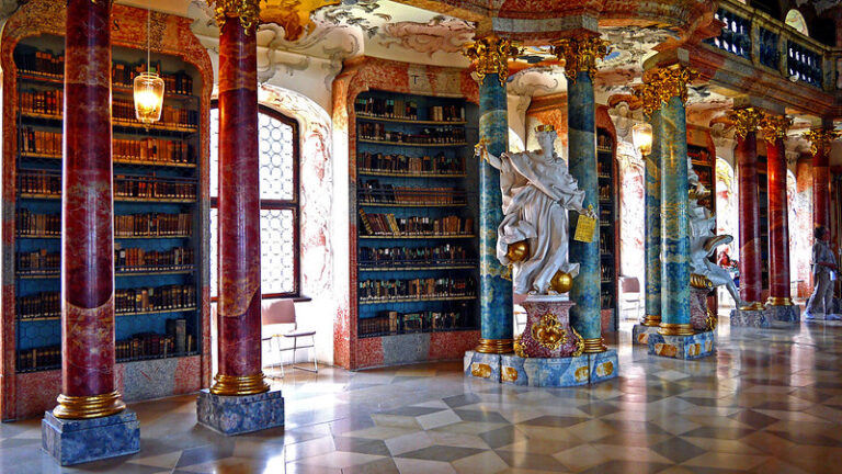 The 40 Most Beautiful Libraries in the World